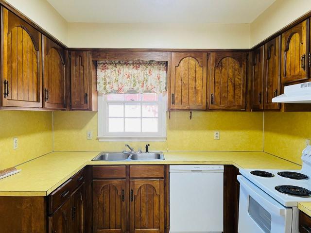 207 Harwell Ave 2 Bedroom Apartment for Rent at 207 Harwell Ave, Lagrange, GA 30240