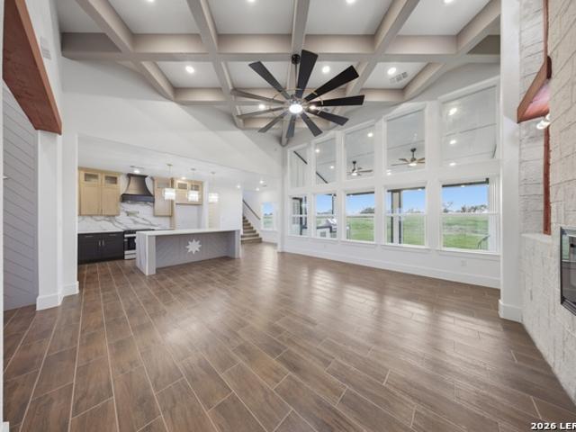 207 Hidden Ranch
