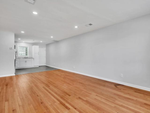 207 B James Street # Unit B
