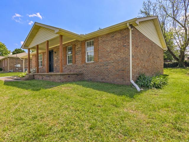 207 Juanita Ave