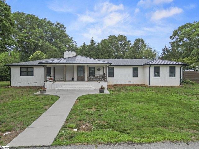 207 Oates Ave, Easley, SC 29640