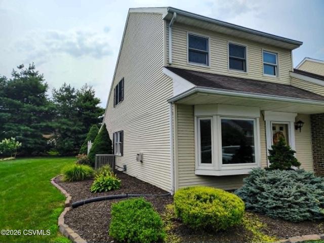 207 OAK Lane