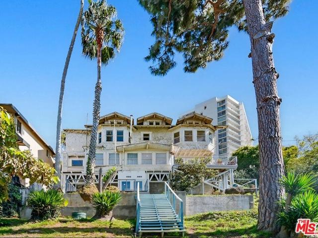 207 Ocean Avenue Ext, Santa Monica, CA 90402