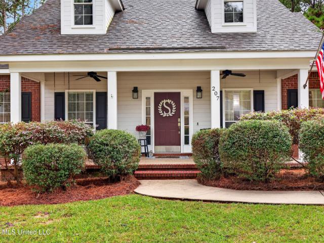 207 Longleaf Drive