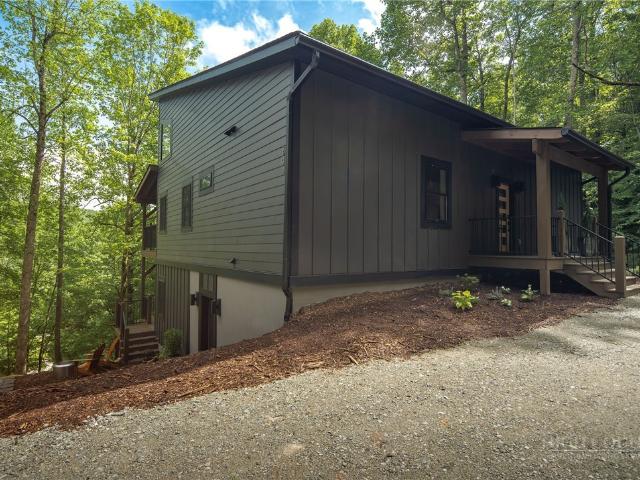 207 Laurel Canopy Lane