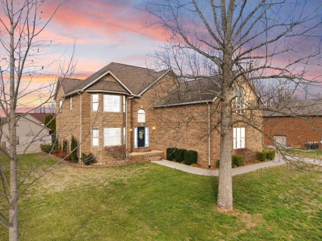 207 Lake Cliff Drive
