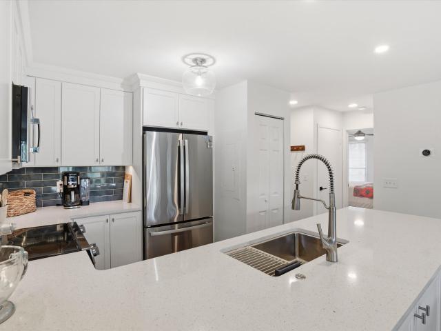 207 Little Oak Island Drive