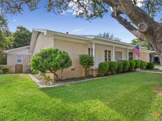 207 Live Oak Drive