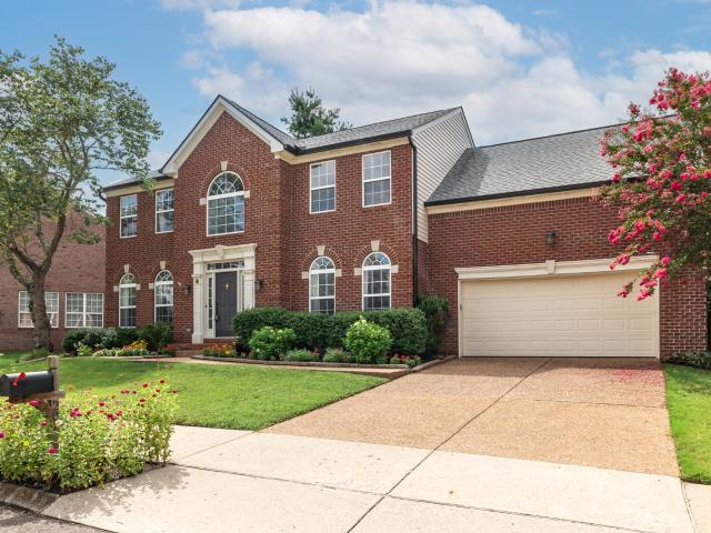 207 Lighthouse Ter