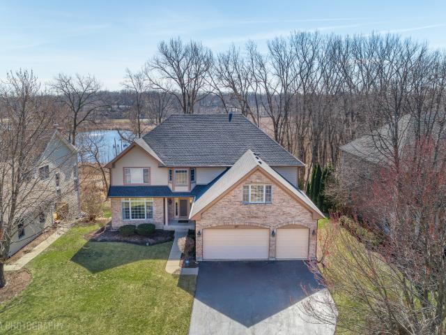 207 Lions Ct, Lake Zurich, IL 60047 | MLS #12599