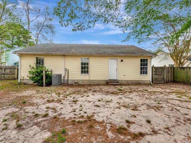 207 Lynton Court