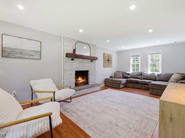 207 Mooney Rd