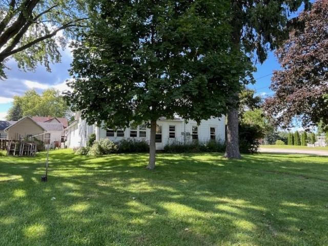 207 Main St, Fairwater, WI 53931 | MLS #50323 | Compass