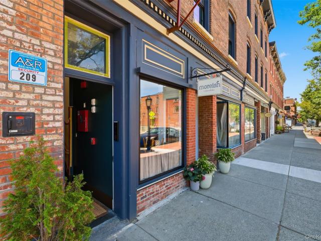 207 Main Street 1