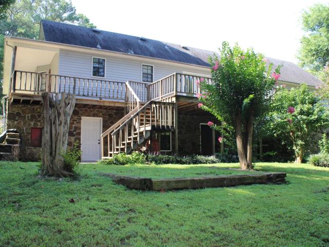 207 Martin Dr
