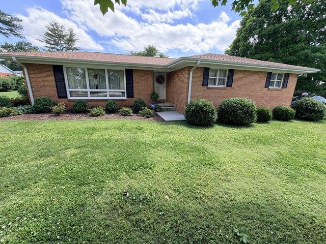 207 Mary Sharp Dr, Decherd, TN 37324