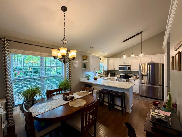 207 Melody Gardens Dr
