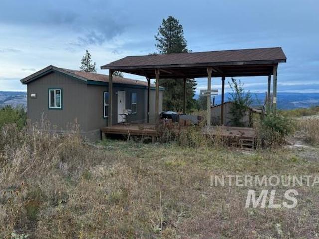 207 Mule Deer Drive