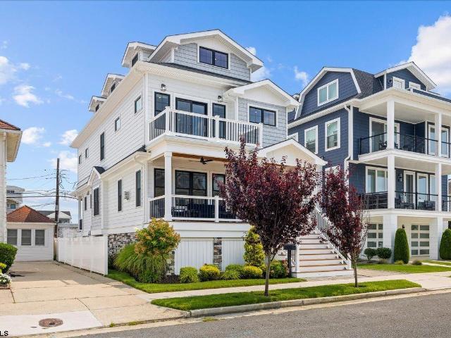 207 N Rumson Ave