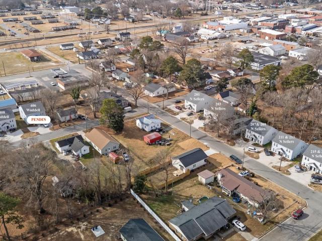 207 N Sellers Street