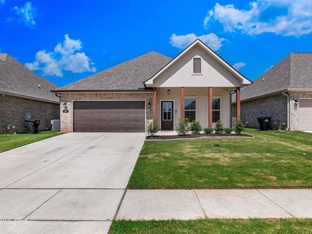 207 Norwell Ln, Bossier City, LA 71111