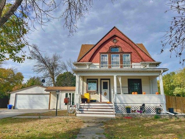 207 NW 7th St, Pocahontas, IA 50574