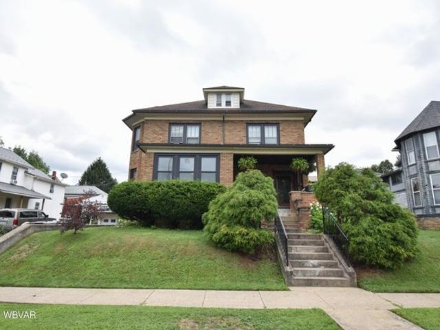 207 S Fairview St, Lock Haven, PA 17745