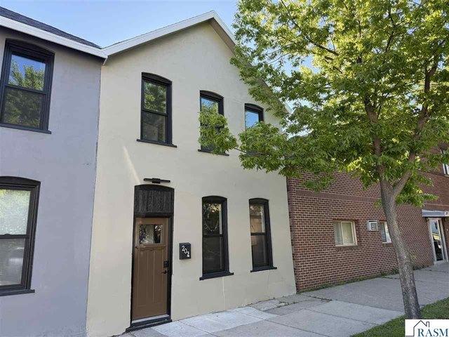 207 S Minnesota St, New Ulm, MN 56073