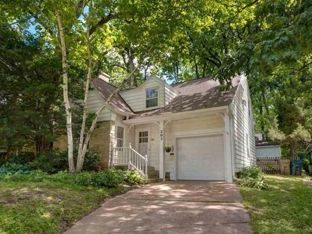 207 S Owen Dr, Madison, WI 53705