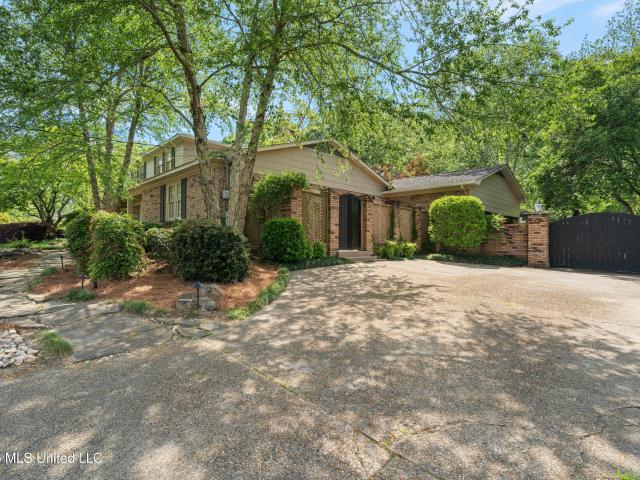 207 Southampton Road