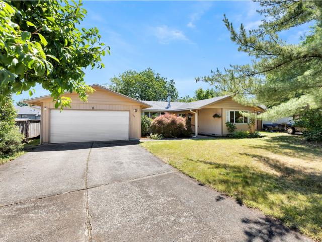 207 SE 150TH CT