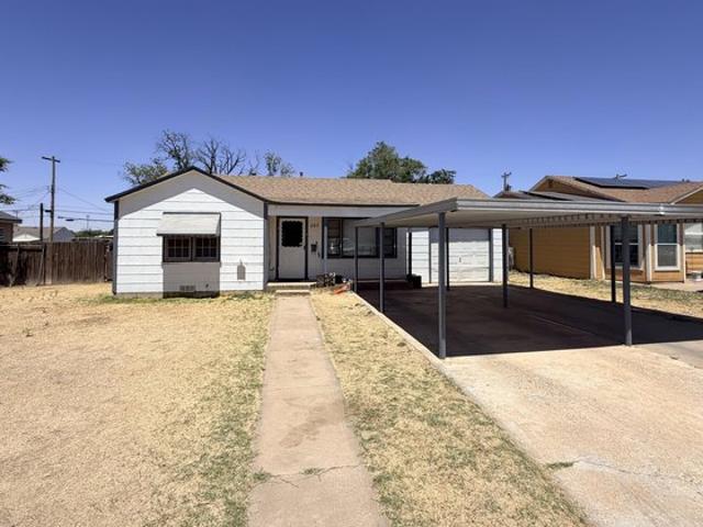 207 SE 5th St, Plainview, TX 79072