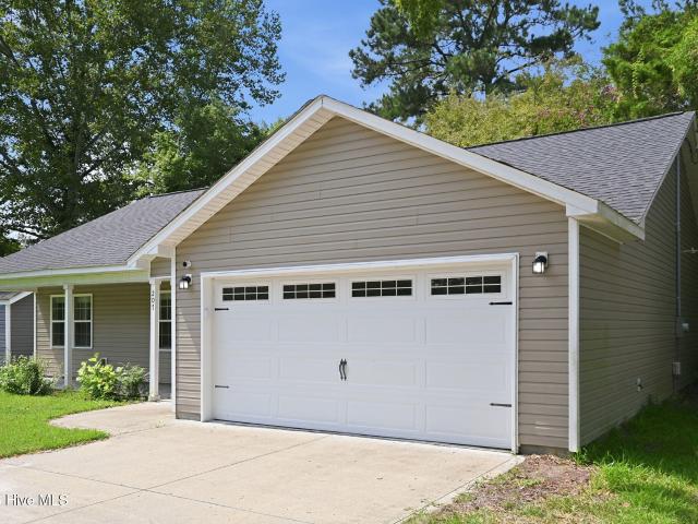 207 Sherwood Road