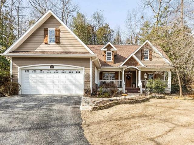 207 Springwood Dr, Clarkesville, GA 30523