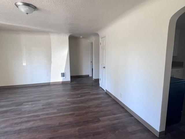 207 State & Kenwood 2 Bedroom Apartment for Rent at 4611 State St, Four Corners, OR 97301 Four Corners