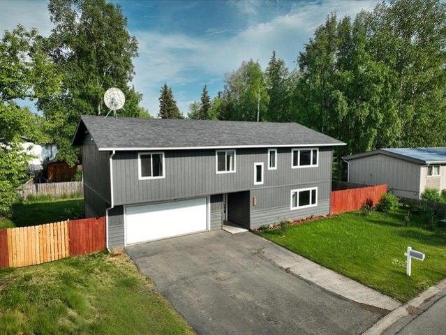 207 Steelhead Rd, Fairbanks, AK 99709