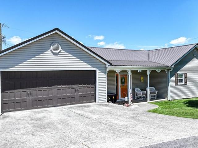207 Stinson Dr, Bulls Gap, TN 37711