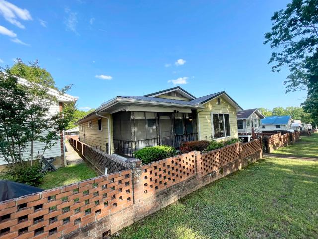 207 Parliament Drive
