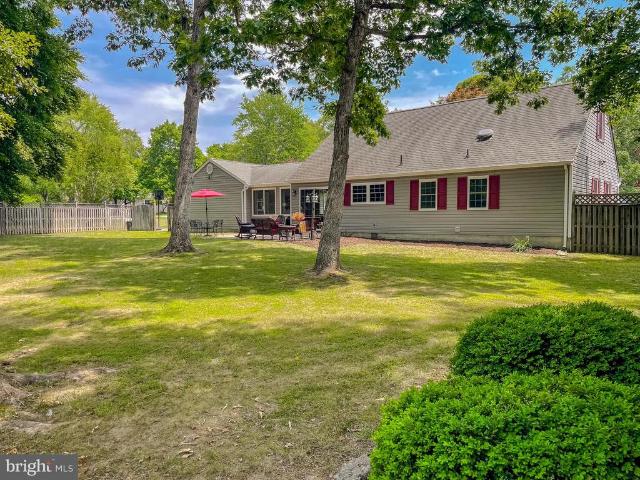 207 Persimmon Court