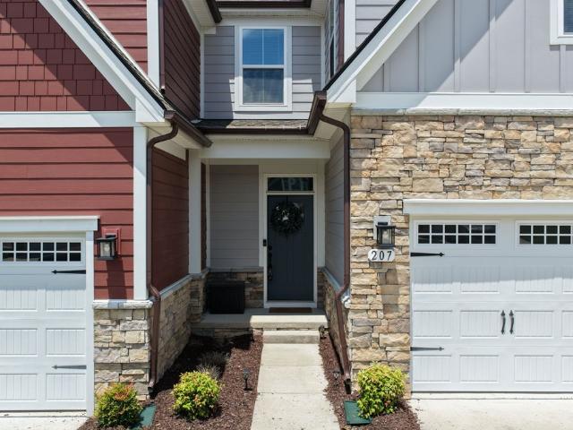 207 Pitchfork Way