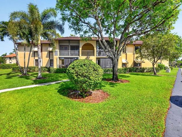 207 Pine Hov Cir Unit D2, Greenacres, FL 33463