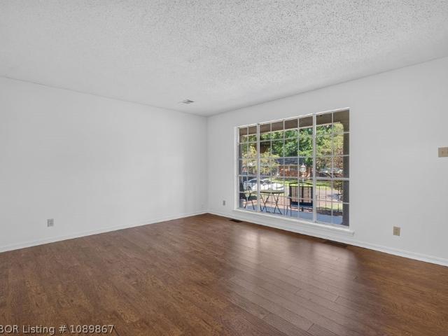 207 Riviera Drive