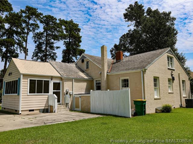207 W 18th Street