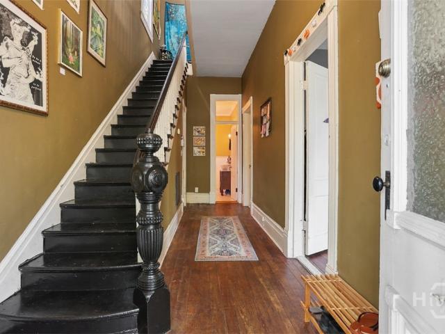 207 W 38th Street
