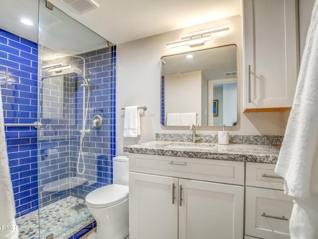 207 W Clarendon Ave Unit H16, Phoenix, AZ 85013