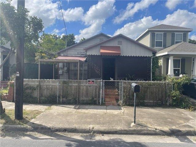 207 W Clark Ave, Pharr, TX 78577