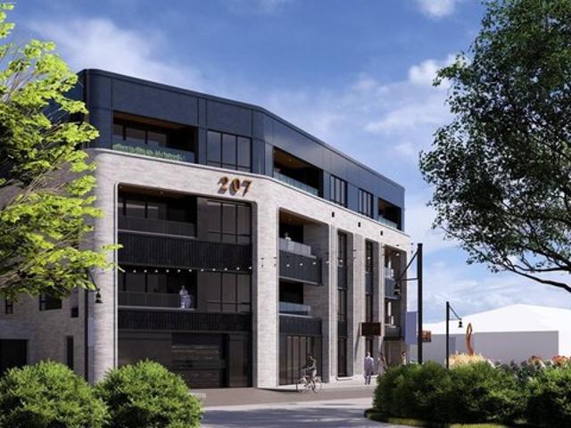 207 W Grandview Pkwy Unit 303, Traverse City, MI 49684