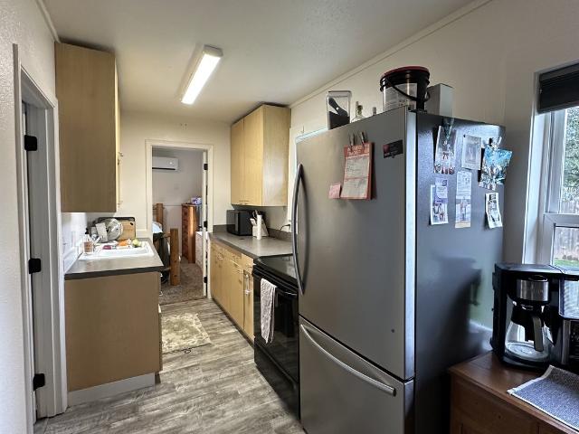 207 w humphrey st