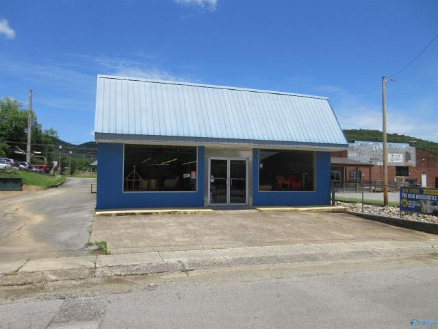 207 W Laurel Street