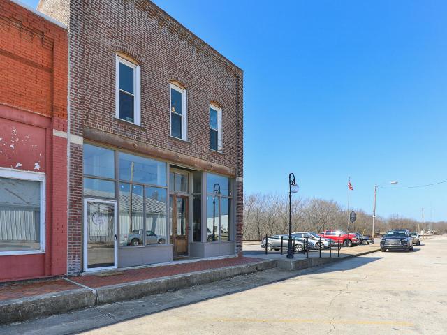 207 W Main Street